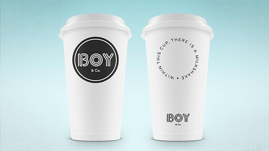 12 cup and mug designs that hold water - 99designs