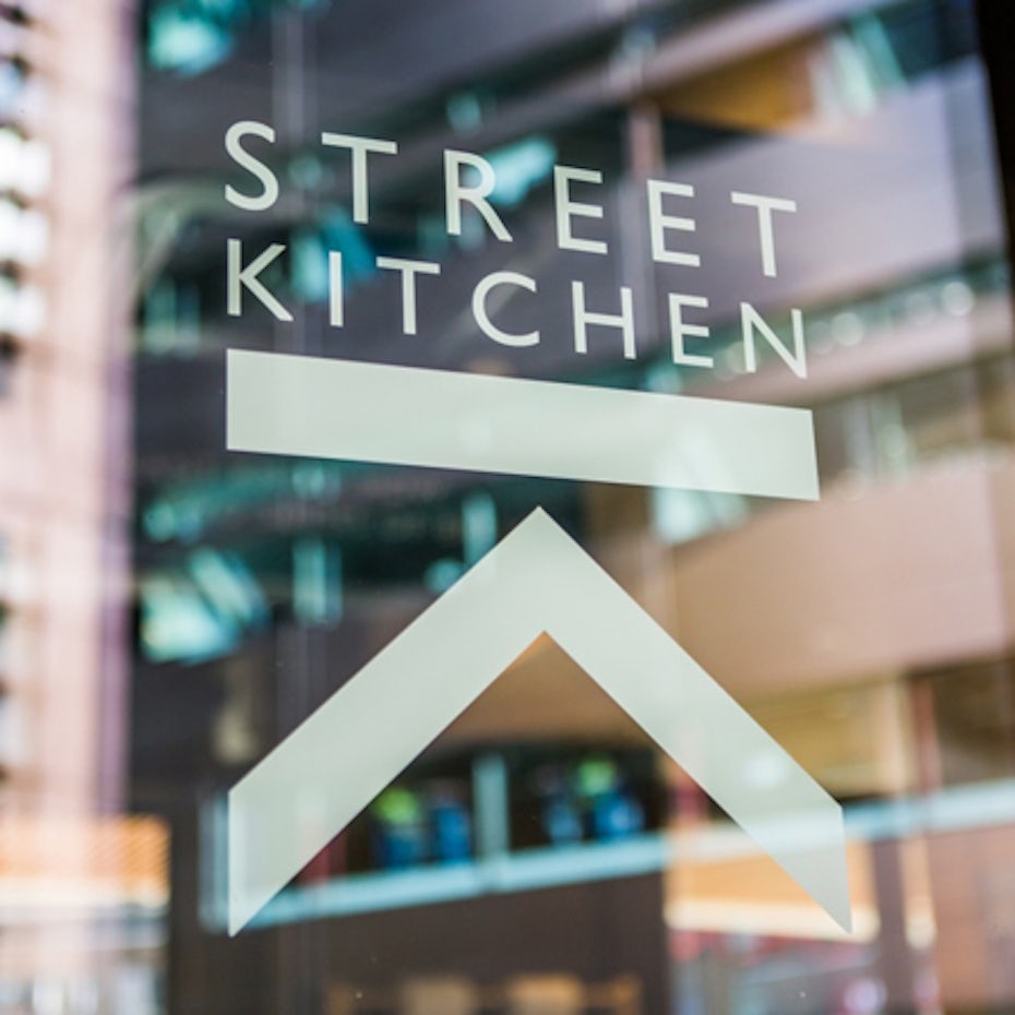 9 hot logo design trends for 2017 - 99designs