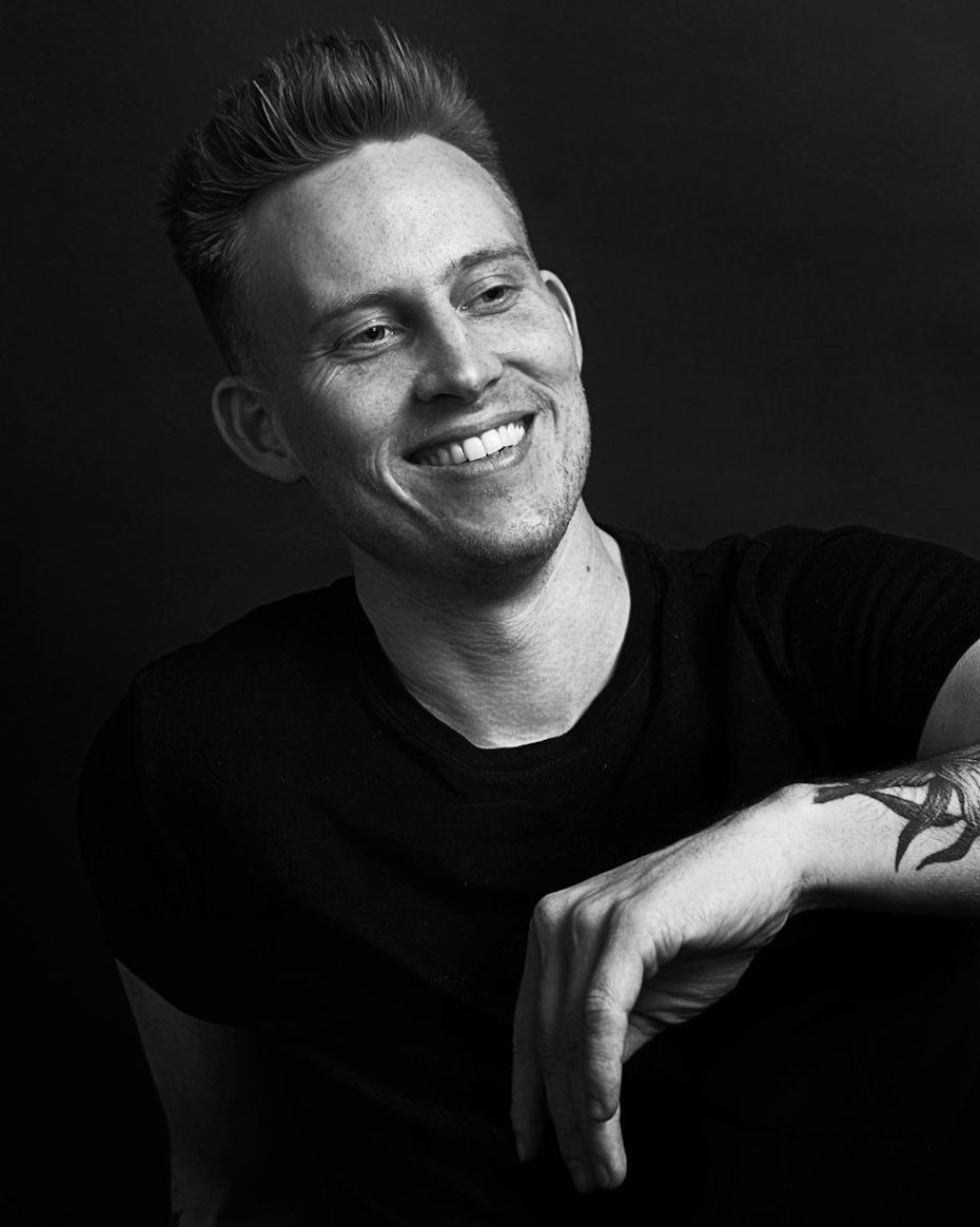 Le designer multidisciplinaire Eivind Holum parle de structure et de succès - 99designs